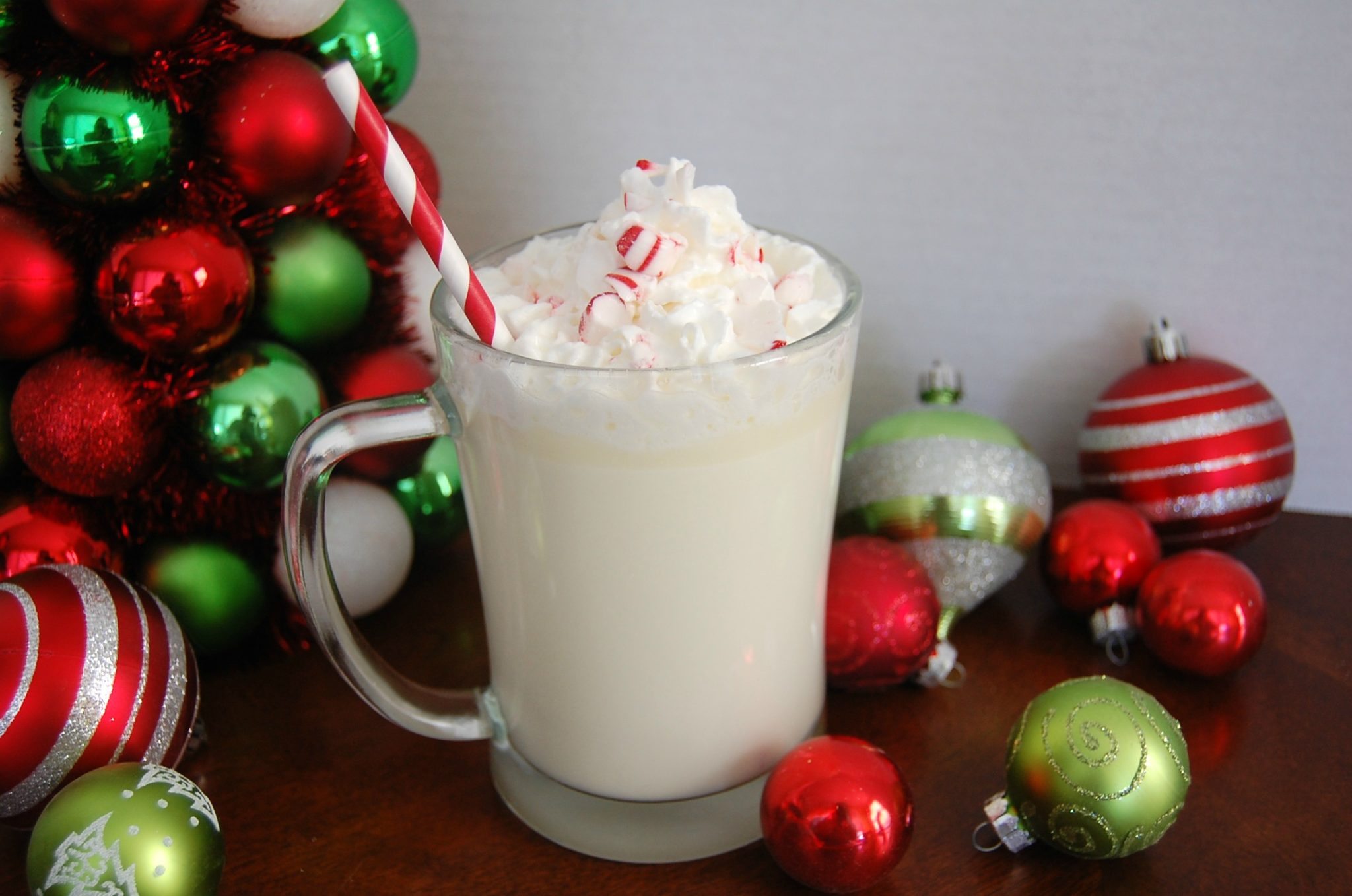 12 Warm Non-Alcoholic Winter Party Drinks | Outside The Wine Box