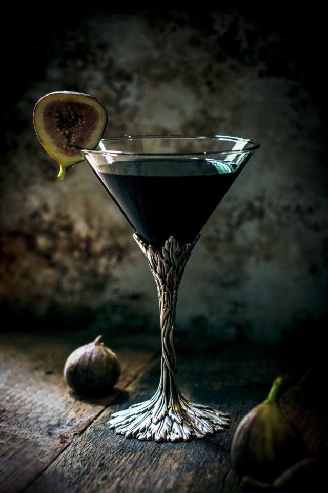15 Pitch Black Cocktails | Outside The Wine Box