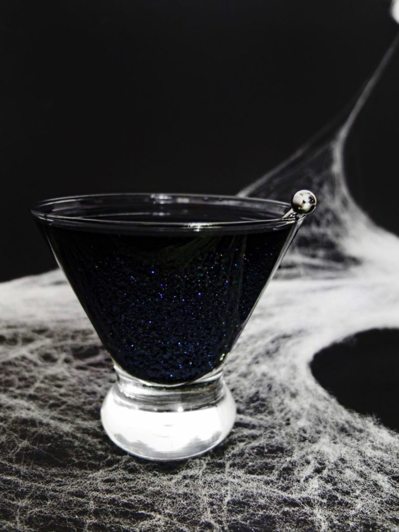 15 Pitch Black Cocktails | Outside The Wine Box