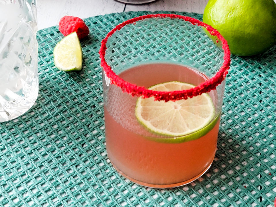 21 Easy Chambord Cocktails (4 ingredients or less!) | Outside The Wine Box