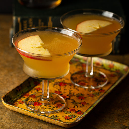 20 Classic Apple Brandy Cocktails You'll Fall In Love With | Outside ...