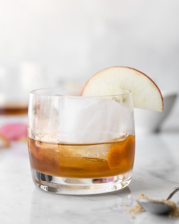 20 Classic Apple Brandy Cocktails You'll Fall In Love With | Outside ...