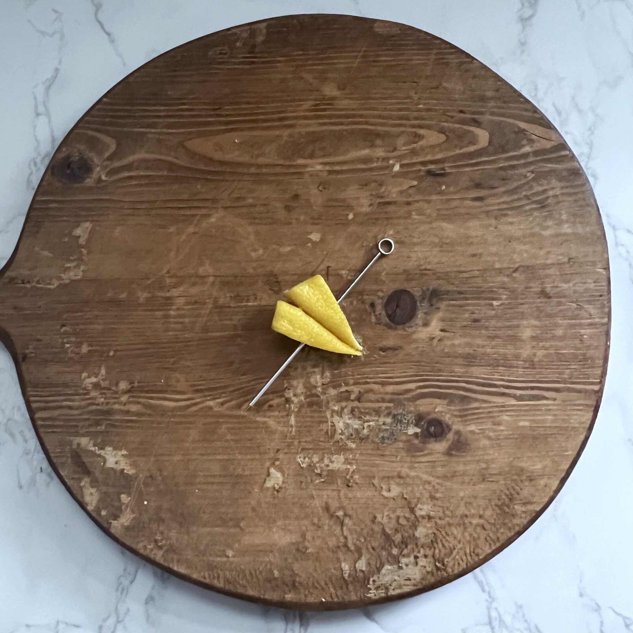 How To Make The Perfect Paper Plane Cocktail Garnish | Outside The Wine Box