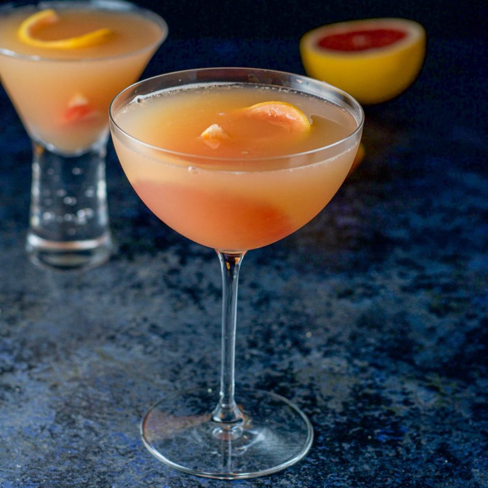 20 Refreshing Grapefruit Vodka Cocktails | Outside The Wine Box